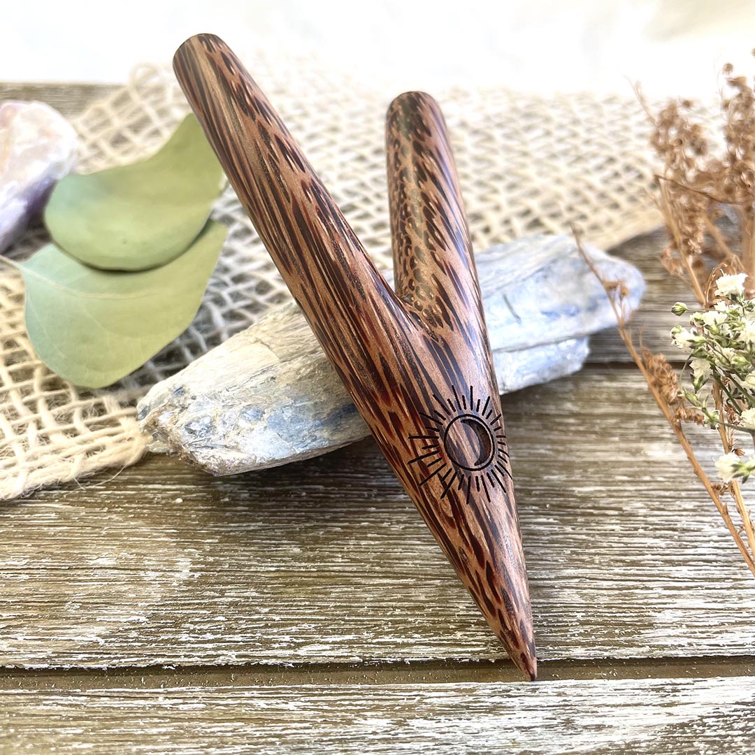 Simple Sun & Moon Coconut Kuripe – Sacred Flow Studios